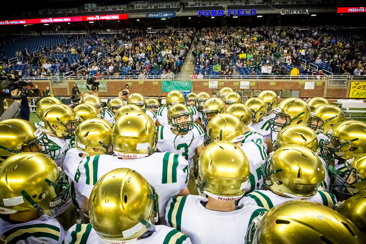 Continuity, family hallmarks of Muskegon Catholic Central football in ...