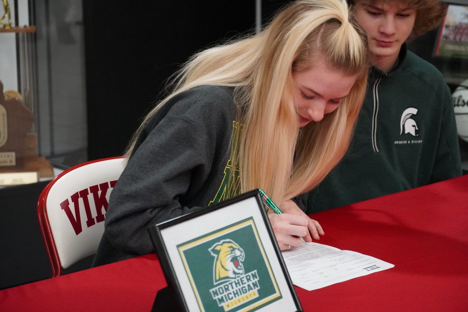 Whitehall’s Rayne Thompson to continue volleyball career at Northern ...