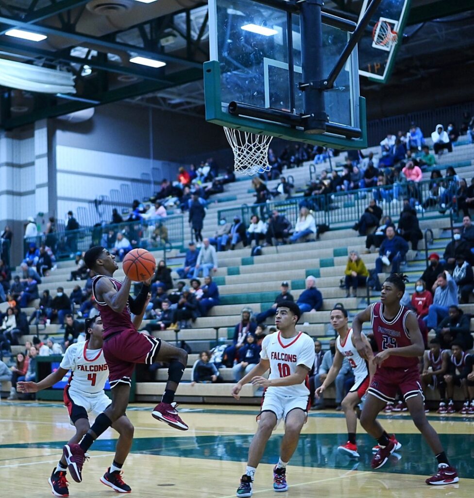 Son of Muskegon Heights Police Chief making his mark for Muskegon High ...