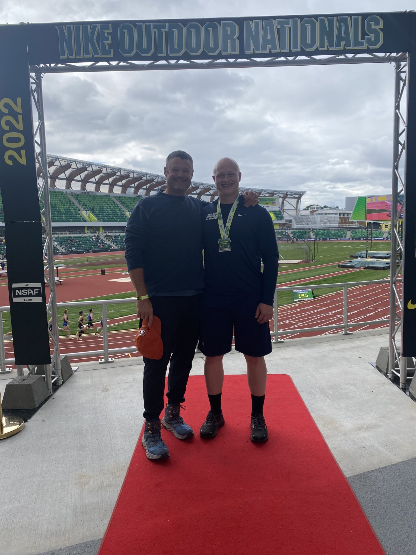 Hart’s Kellen Kimes gives dad special Father’s Day gift: Top 3 finish ...