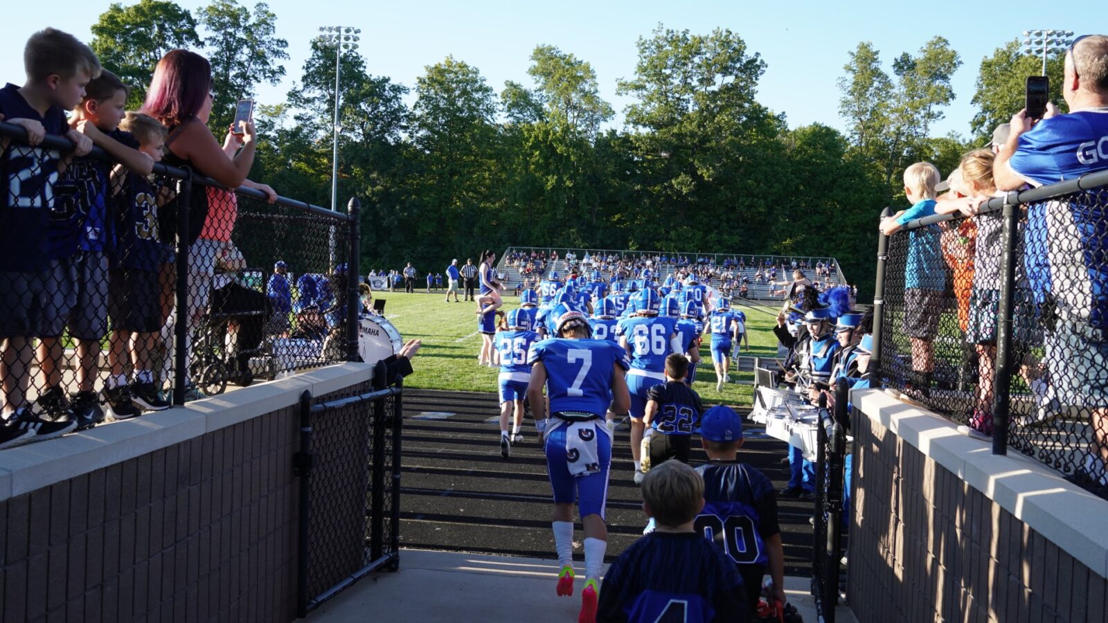 Ravenna shows resolve in hard-fought Game of the Week football victory ...