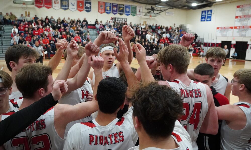 Hart’s boys basketball team joins title party, celebrates first league ...