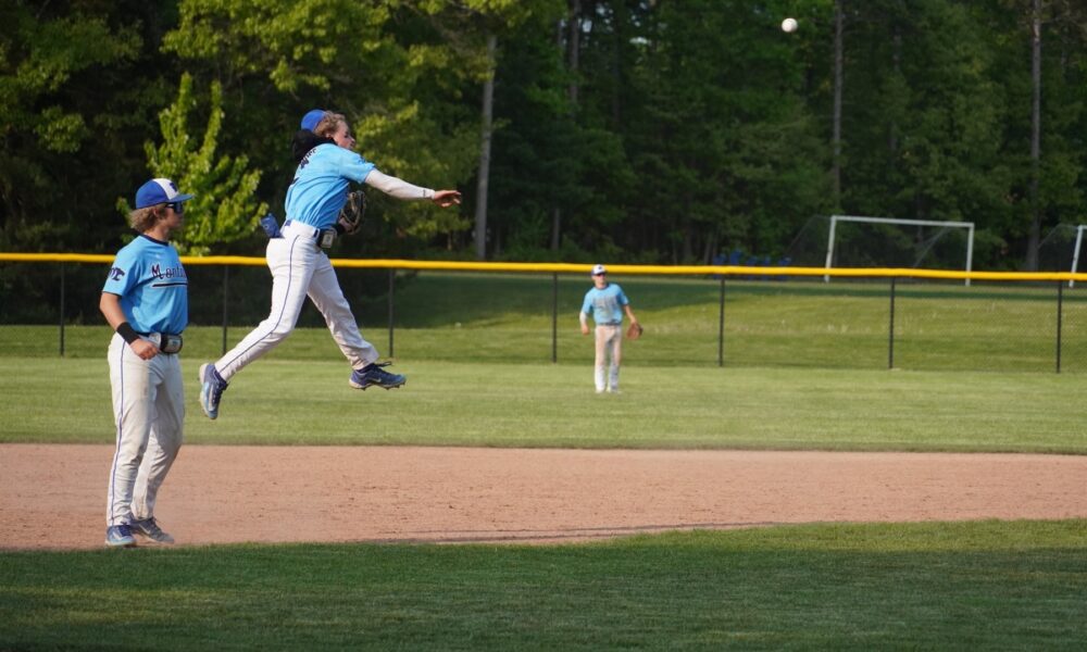 Montague and Oakridge split WMC Lakes baseball doubleheader, share ...