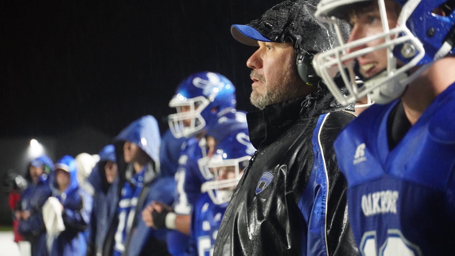 Second-half surge powers Oakridge past Orchard View on wild night of ...