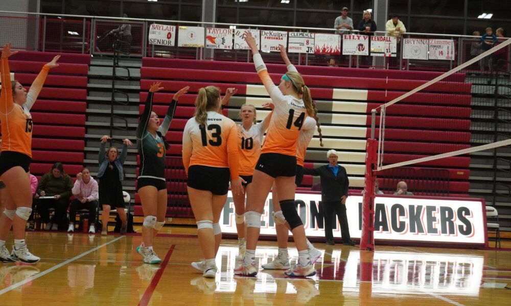 See photos, video from key Ludington-Fremont showdown in WMC Lakes ...