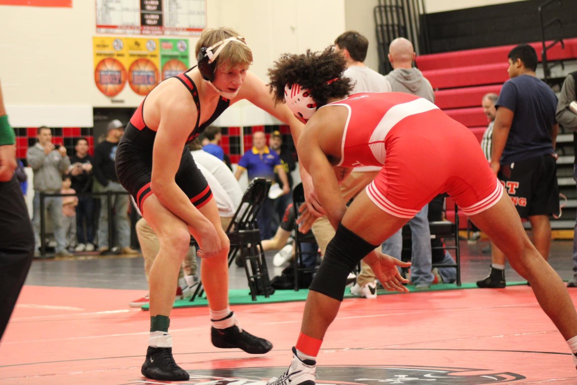 Nine individual finalists power Whitehall wrestling to Hart’s Bosse ...