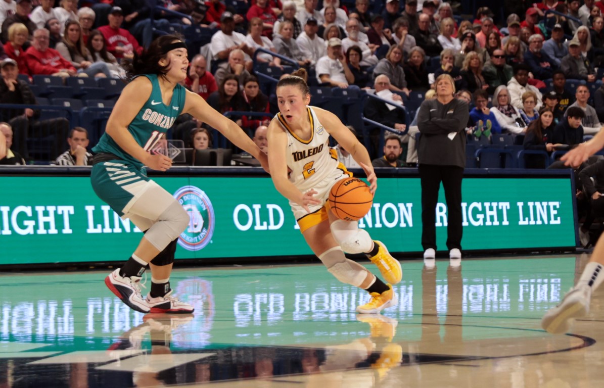 Nothing but love from MAC Player of the Year Sophia Wiard for Muskegon ...