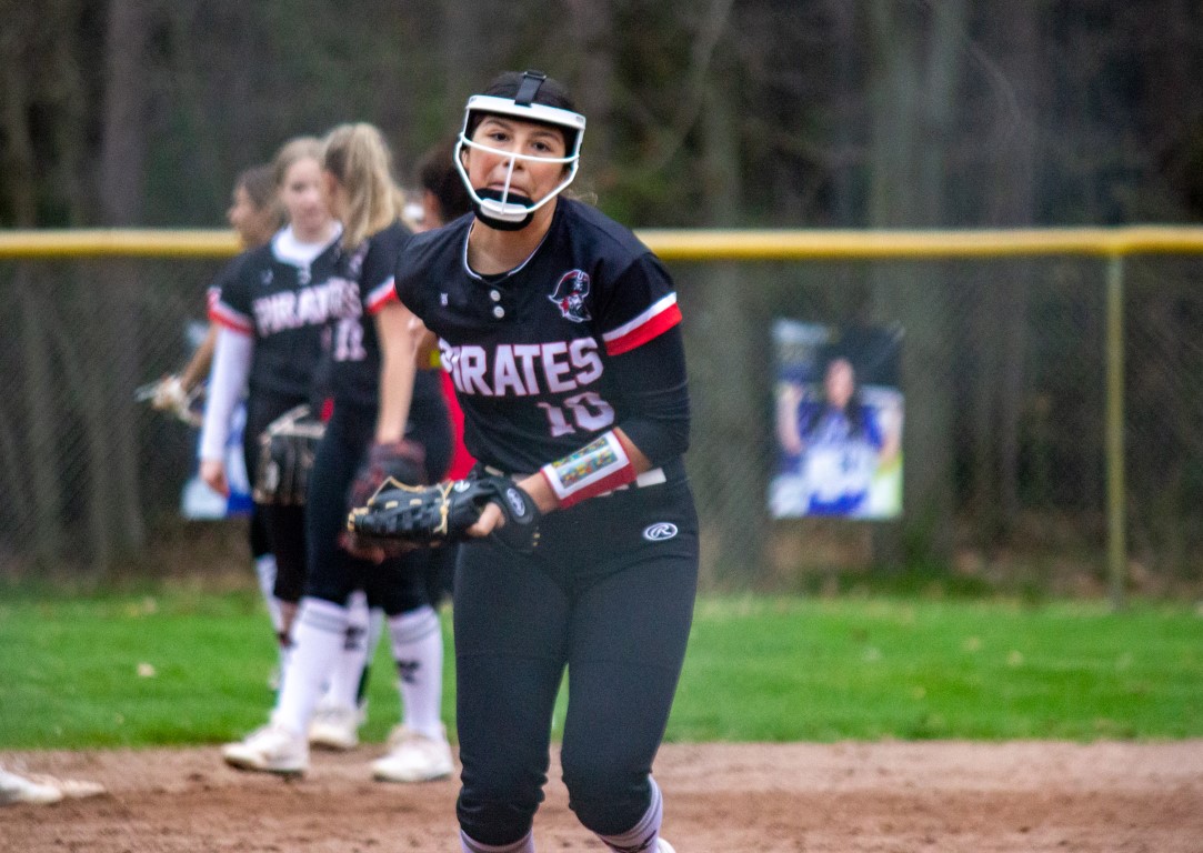 Stunning first-game rally by Hart softball leads to sweep at Montague ...