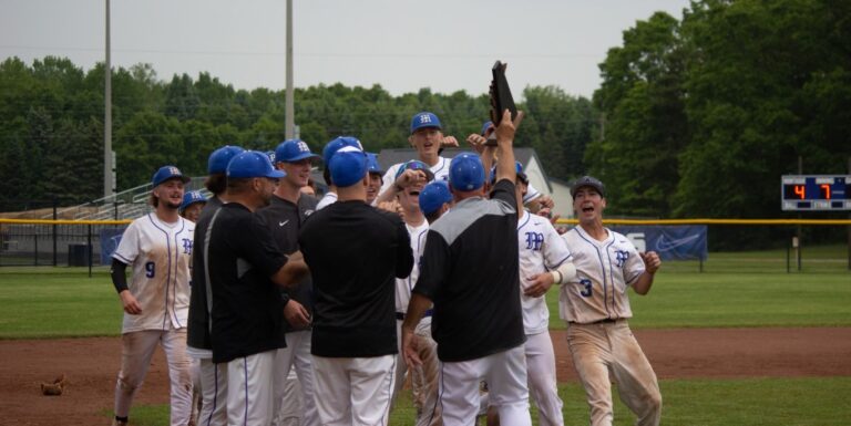 Montague knocks off No. 1 North Muskegon for district baseball title ...